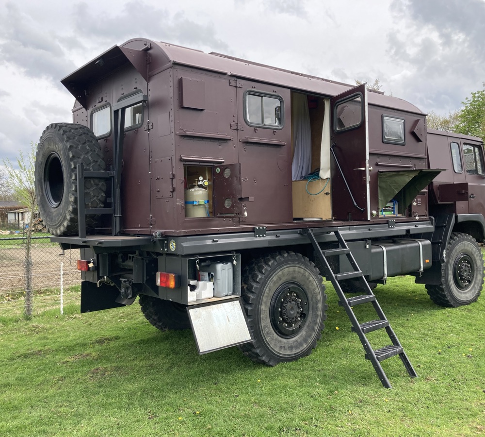 Scania SBA111A / TGB30 offroad camper | BDL Trading