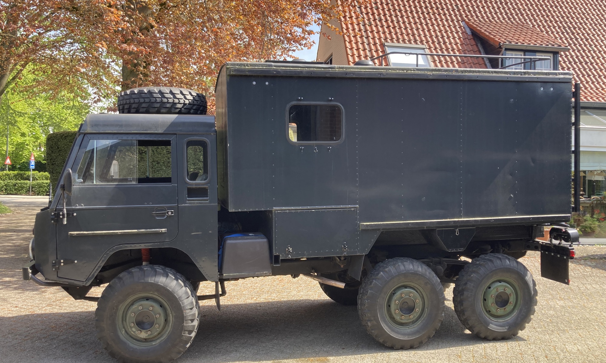 Volvo C304 TGB1314 6x6 1978 black | BDL Trading